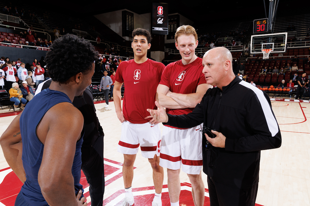 Stanford hires Kyle Smith as new men’s basketball coach