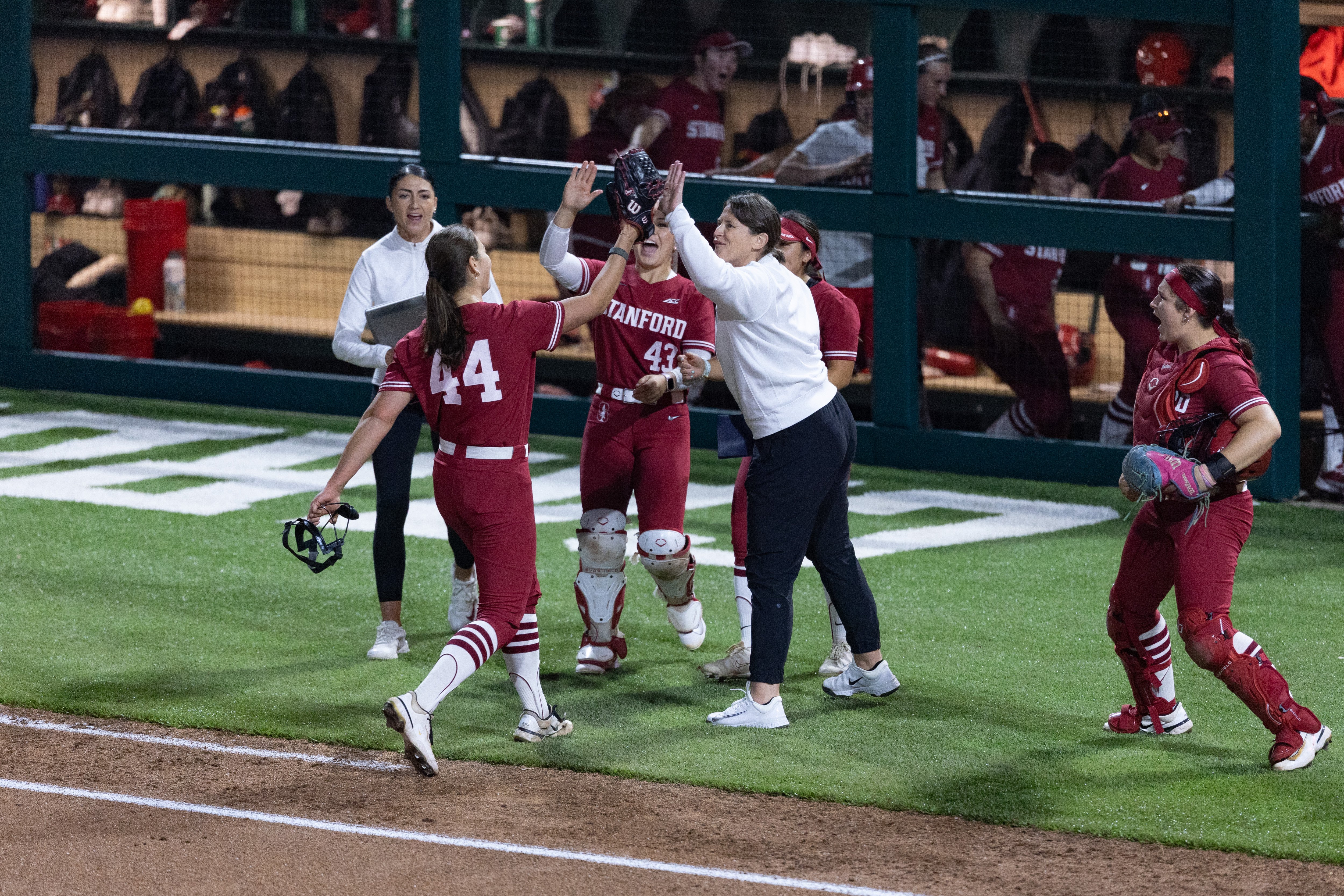 Stanford Softball defeats Cal to close out Stanford Invitational