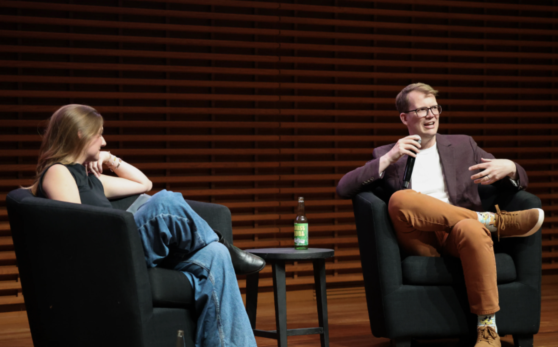 Hank Green warns against algorithms and Internet addiction