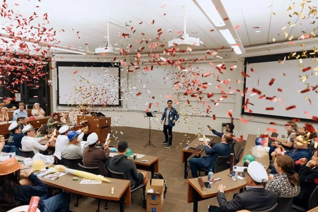 At the GSB, finding the 'surface area of the human experience'